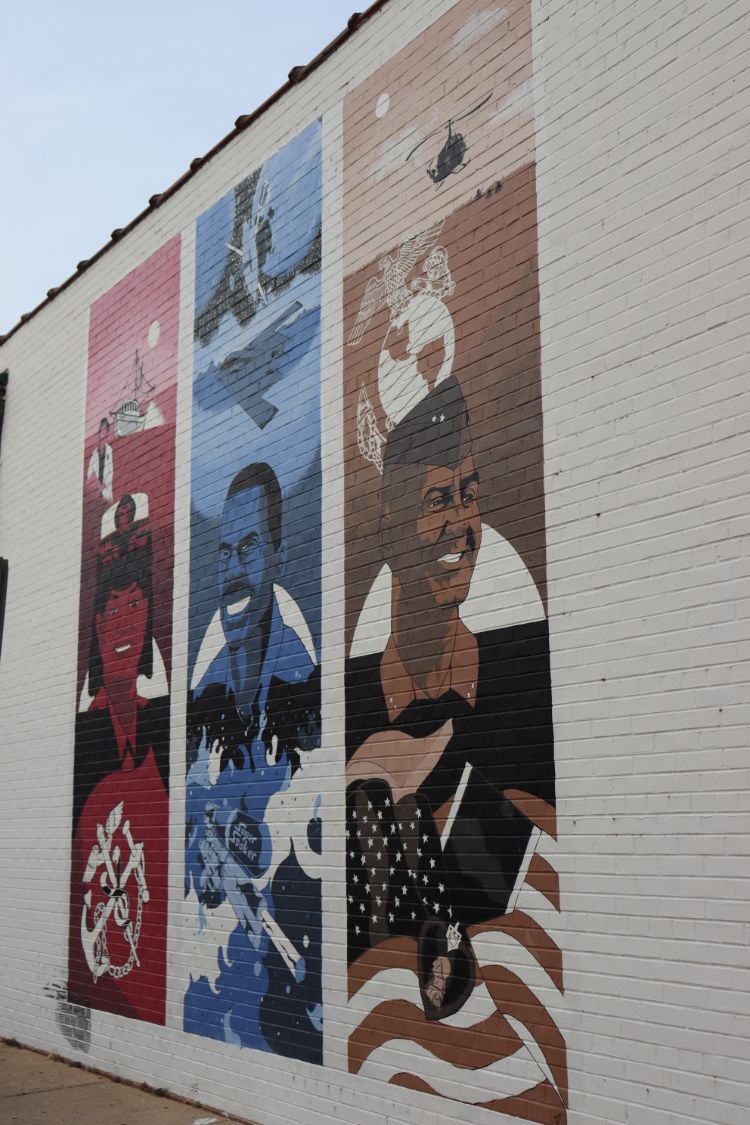 15 Unique Murals In Downtown Mobile