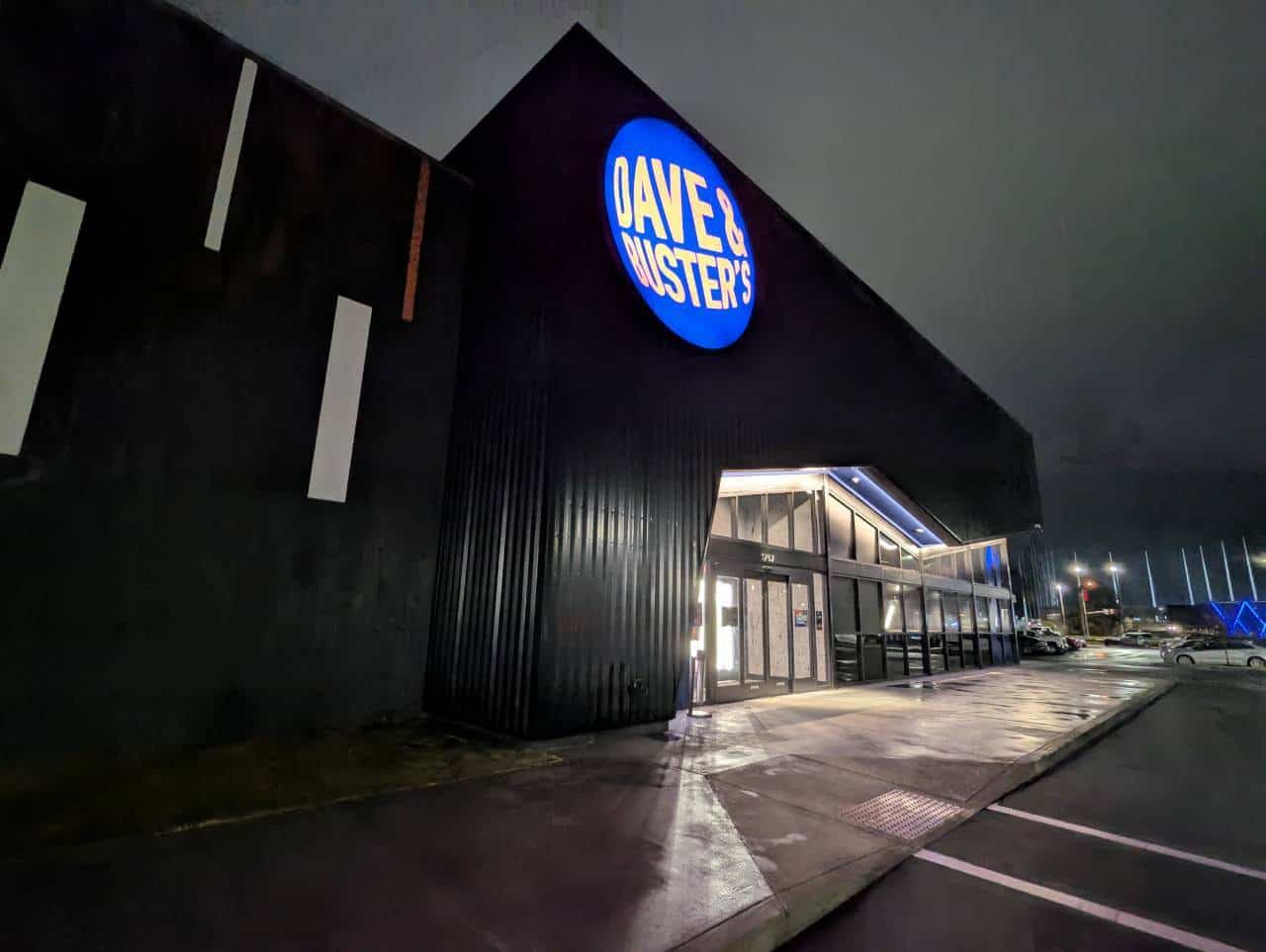 Dave & Busters IS OFFICIALLY OPEN (Inside Pics)